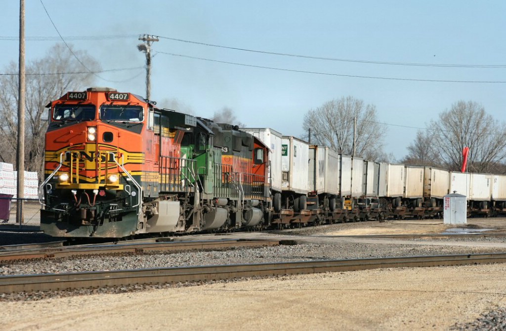 BNSF 4407